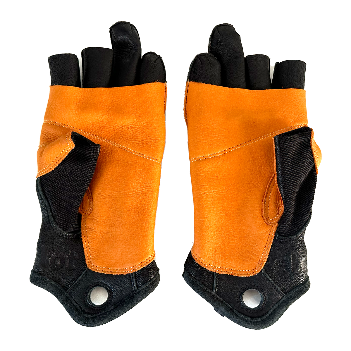 Accessories / Gloves / Hats